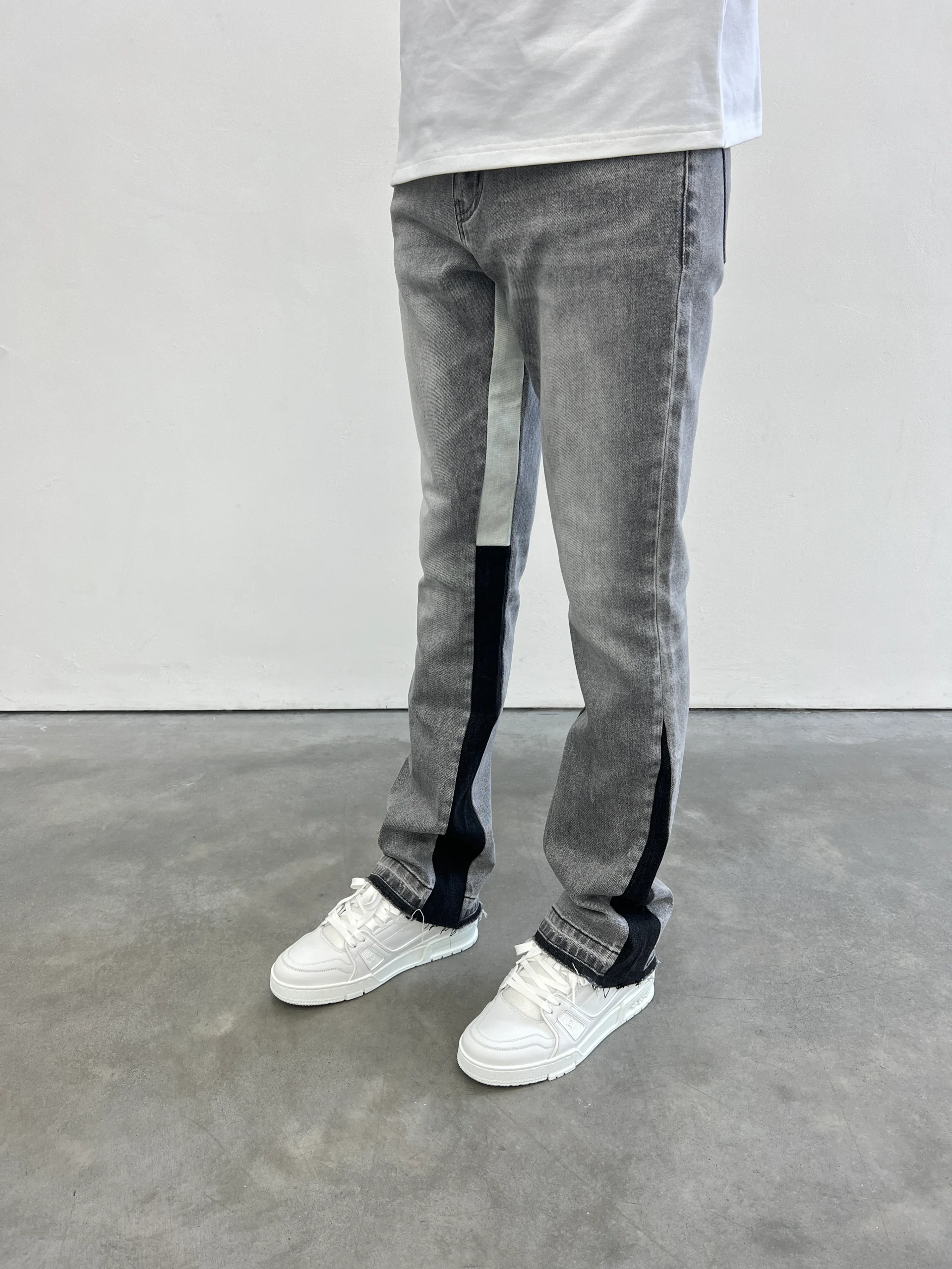 Flared Jeans - Light Grey - SIARR